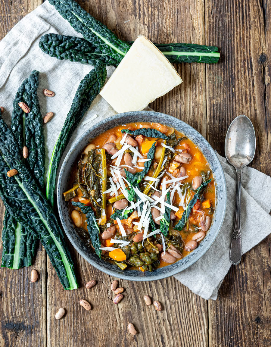 Ribollita opskrift på dejlig toscansk bondesuppe med bønner